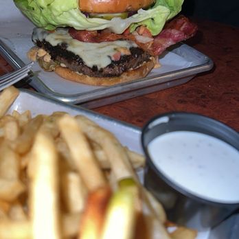 THE BURGER SALOON - Updated February 2025 - 513 Photos & 662 Reviews ...