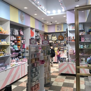 PIQ - 156 Photos & 55 Reviews - 74 W 50th St, New York, New York - Home ...