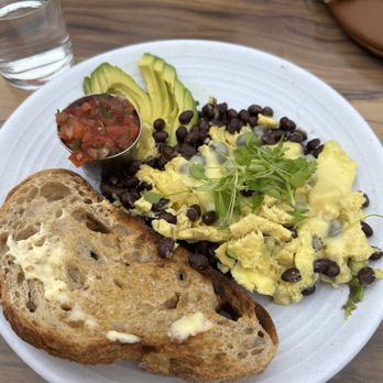 GOODONYA ORGANIC EATERY - Updated January 2025 - 554 Photos & 791 ...