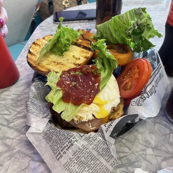 DAT’S - Updated July 2024 - 19 Photos & 22 Reviews - 5684 Sullivan Trl ...