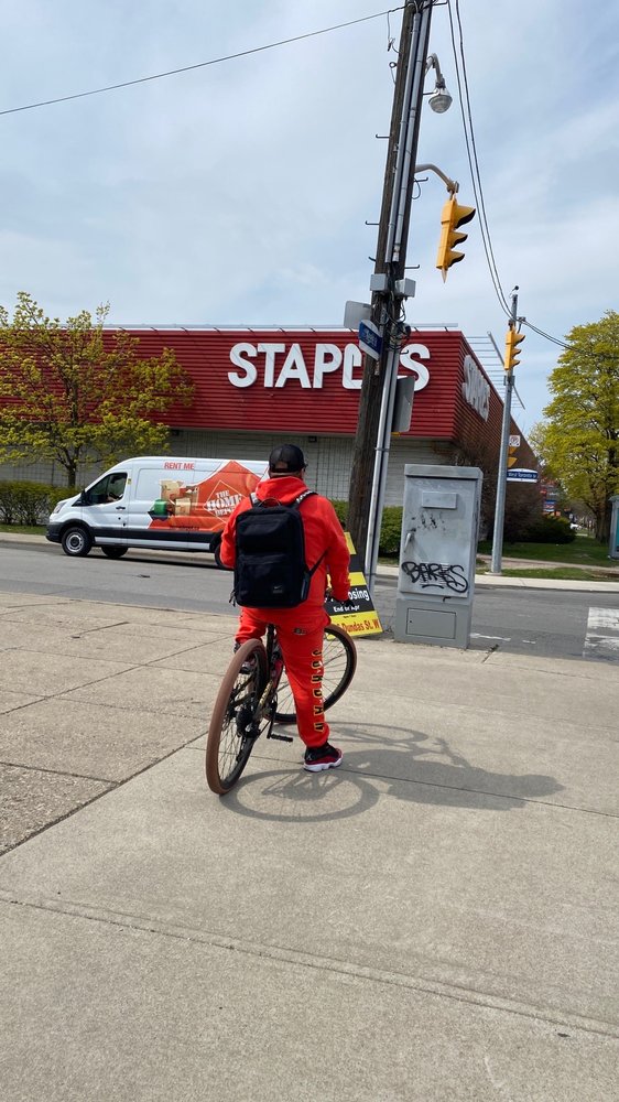 STAPLES - Updated April 2025 - 19 Photos & 18 Reviews - 542 Keele ...