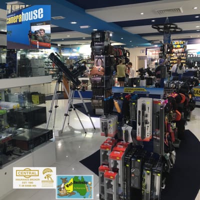 CAMERALAND CAMERA HOUSE & DUTY FREE - Updated August 2025 - 201 Oxford ...