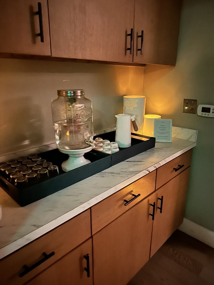 HIATUS SPA + RETREAT - 69 Photos & 126 Reviews - 5740 San Felipe St ...