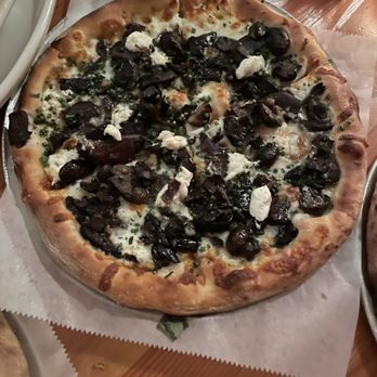 THE PARLOR - Updated September 2024 - 1900 Photos & 2005 Reviews - 1916 ...