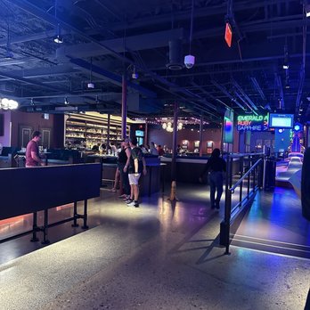 PUTTSHACK - ADDISON - Updated December 2025 - 347 Photos & 183 Reviews ...