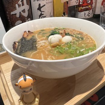 TOMO RAMEN - Updated July 2024 - 135 Photos & 75 Reviews - 3545 SE ...