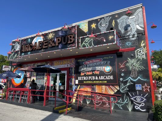 SILVERBALL RETRO ARCADE - DELRAY BEACH - Updated May 2025 - 1008 Photos ...