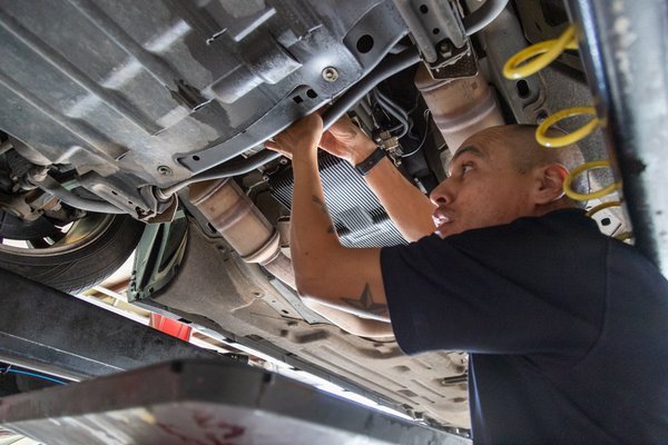 UNIVERSITY AUTO REPAIR - Updated April 2025 - 29 Photos & 74 Reviews ...