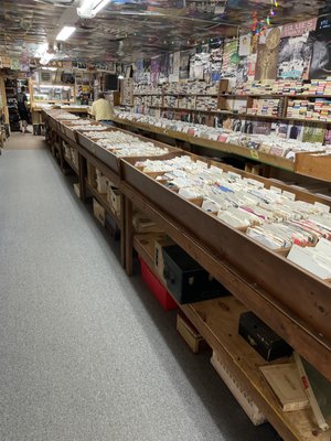 THE CORNER RECORD SHOP - Updated September 2025 - 13 Photos & 40 ...
