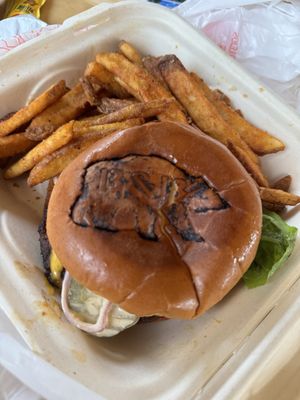 ALASKAN BURGER & BREW - Updated October 2025 - 8010 Old Seward Hwy ...