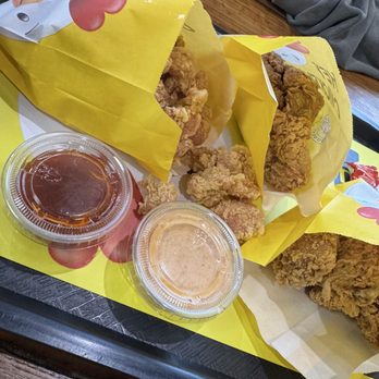 HEY CHICKEN - Updated April 2025 - 98 Photos & 37 Reviews - 670 River ...