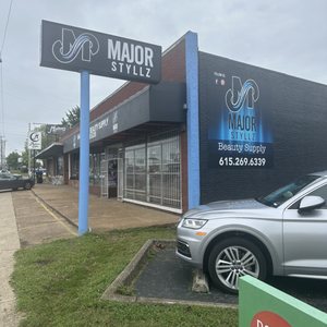 HUNNEE B’Z PERFUME OILS BATH & BODY - Updated August 2025 - 21 Reviews ...