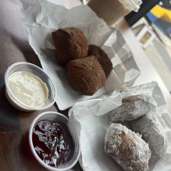 BEN’ YAYS - Updated September 2024 - 54 Photos & 32 Reviews - 1028 King ...