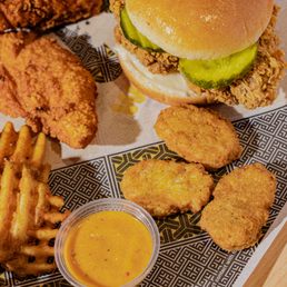 WALLACE CHICKEN - Updated October 2025 - 652 Photos & 257 Reviews ...