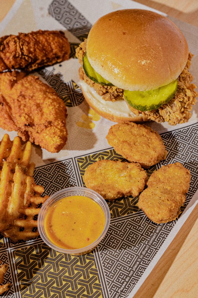 WALLACE CHICKEN - Updated October 2025 - 652 Photos & 257 Reviews ...