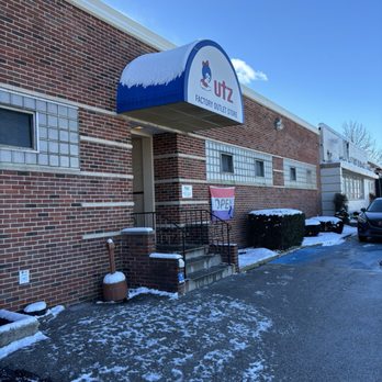 UTZ FACTORY OUTLET STORE - Updated December 2025 - 93 Photos & 45 ...