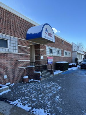 UTZ FACTORY OUTLET STORE - Updated December 2025 - 93 Photos & 45 ...