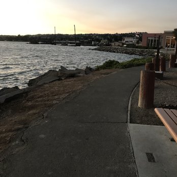 BENICIA PUBLIC PIER & BEACH - Updated December 2025 - 212 Photos & 39 ...