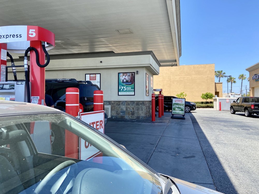 VONS GAS STATION - Updated May 2025 - 29 Photos & 64 Reviews - 1820 ...