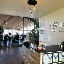 CLIFFSIDE RESTAURANT - Updated January 2025 - 953 Photos & 927 Reviews ...