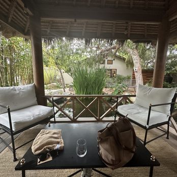 FOUR MOONS SPA - Updated August 2024 - 161 Photos & 178 Reviews - 775 N ...