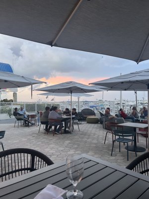 GOLD COAST KITCHEN AND COCKTAILS - Updated January 2026 - 62 Photos ...