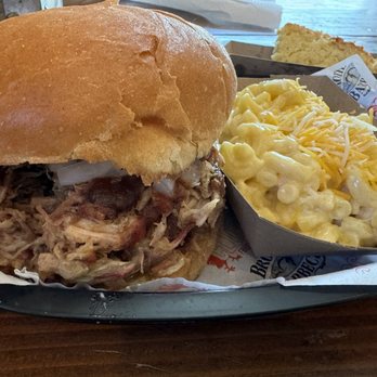 BROTHERS BARBECUE - Updated August 2024 - 1046 Photos & 919 Reviews ...