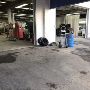 BAILEY’S CROSSROADS AUTO BODY - 50 Reviews - Body Shops - 5710 Center ...