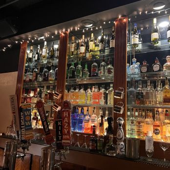 SALT CELLAR - Updated October 2025 - 701 Photos & 1025 Reviews - 550 N ...