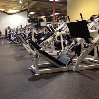 GOODLIFE FITNESS - Updated August 2025 - 12 Reviews - 13226 MacLeod ...