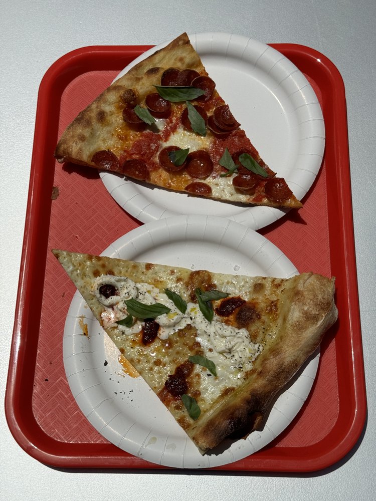 R SLICE PIZZA - Updated December 2025 - 33 Photos - 1 Pennsylvania Plz ...