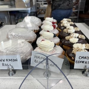 DG DOUGHNUTS - 1254 Photos & 382 Reviews - 29 W McKey St, Ocoee, FL - Yelp