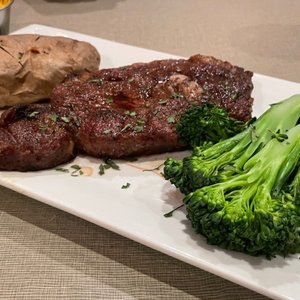 GRUMPY GATORS BAR & GRILL - Updated February 2025 - 45 Photos & 72 ...