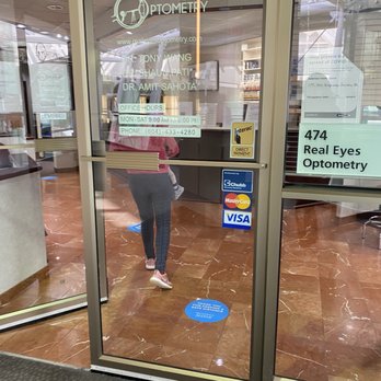 REAL EYES OPTOMETRY - Updated December 2025 - 34 Photos & 22 Reviews ...