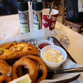 SHAKING CRAB - BOSTON COMMON - Updated February 2025 - 188 Photos & 183 ...