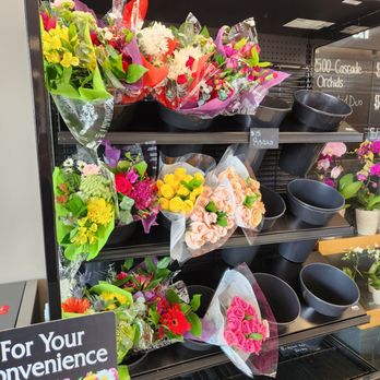 TARGET - Updated September 2025 - 488 Photos & 324 Reviews - 2300 Park ...