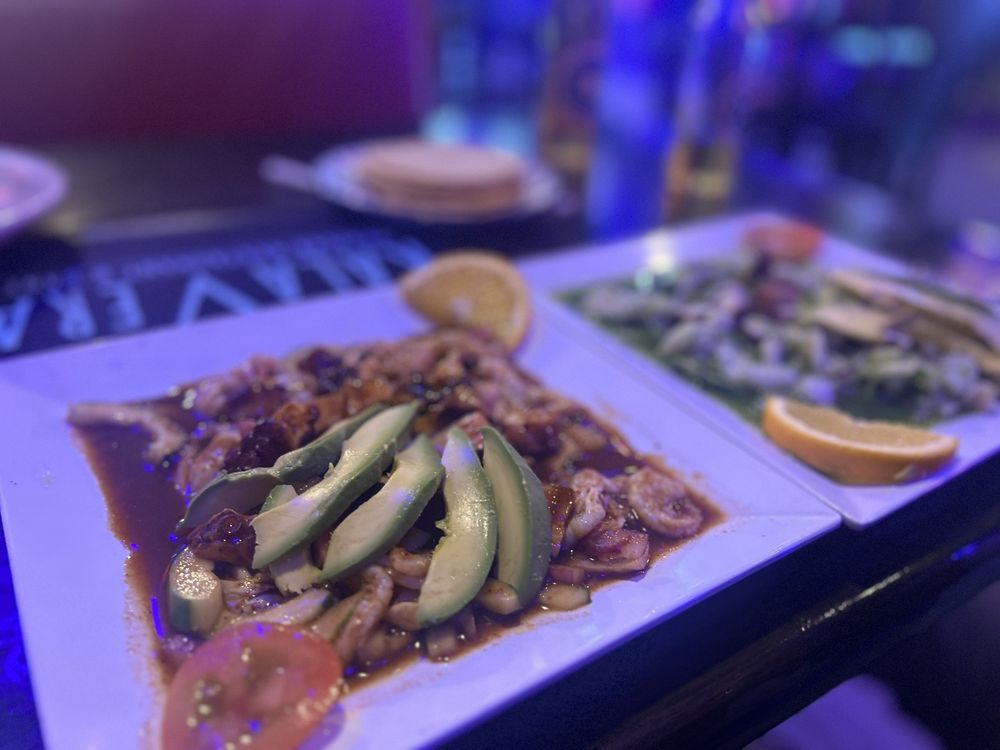 KALA VERAS - Updated January 2026 - 17 Photos - 990 W Sunset Ave ...