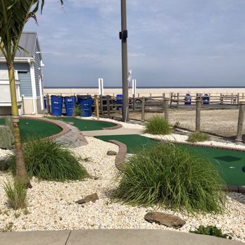 LIGHTHOUSE POINT MINIATURE GOLF - Updated August 2025 - 18 Photos - 801 ...