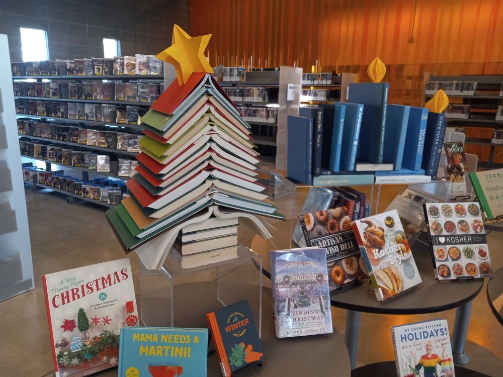 AGAVE LIBRARY - Updated September 2025 - 28 Photos & 31 Reviews - 23550 ...