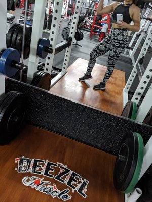 DEEZEL MUSCLE - Updated June 2024 - 36 Photos & 30 Reviews - 2120 E 6th ...
