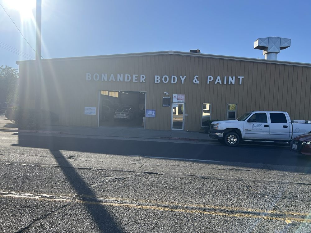 BONANDER GMC - Updated January 2026 - 13 Photos & 45 Reviews - 231 S ...