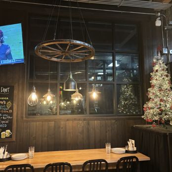 JOHNNY MO’S PIZZERIA - Updated December 2025 - 100 Photos & 92 Reviews ...