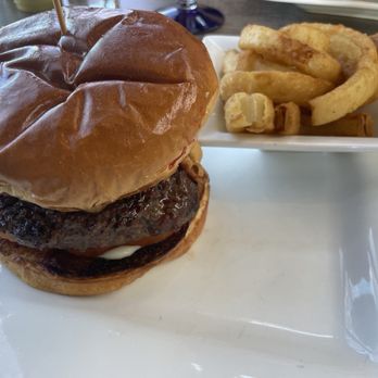 BLU BURGER GRILLE - Updated January 2026 - 202 Photos & 415 Reviews ...