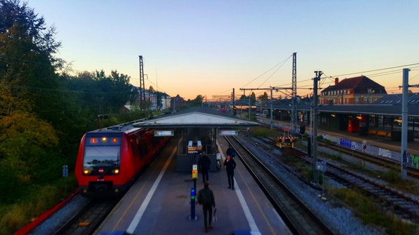 HELLERUP STATION - Updated October 2025 - Ryvangs Alle 79 C, Hellerup ...