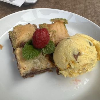 LAVASH - Updated March 2025 - 1431 Photos & 1773 Reviews - 511 Irving ...