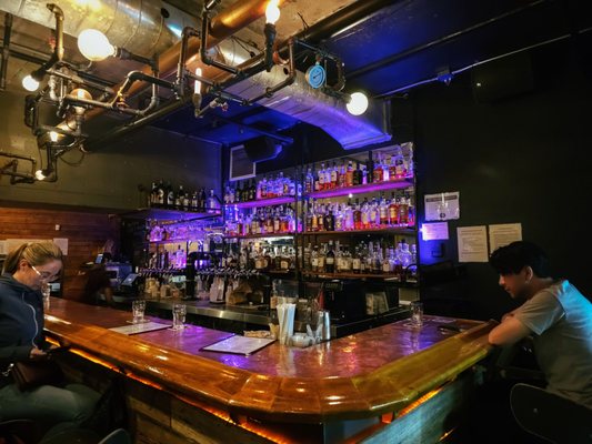 PUB BREWSKEY - Updated May 2024 - 382 Photos & 226 Reviews - 380 Rue ...