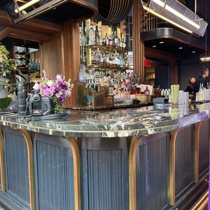 PARAMOUNT CLUB - Updated November 2024 - 1301 Ave Of The Americas, New ...