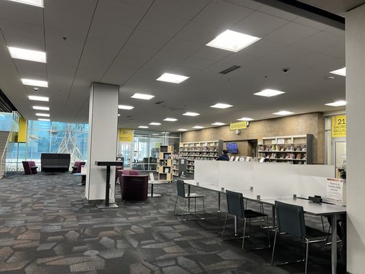 Z J LOUSSAC PUBLIC LIBRARY - Updated November 2025 - 44 Photos & 29 ...