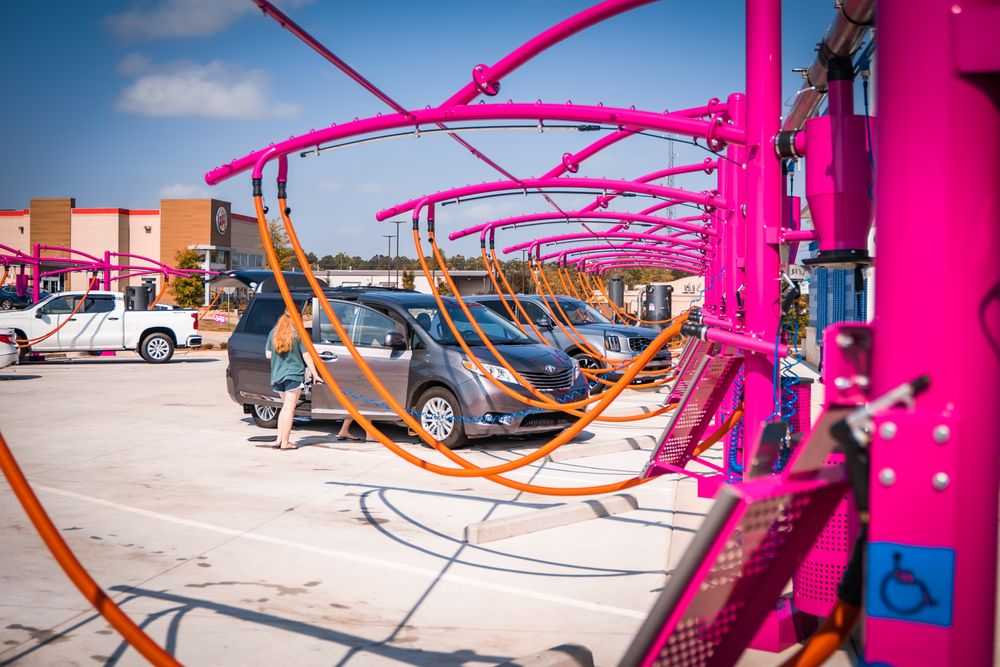 MODWASH - Updated September 2025 - 10 Photos - 7001 Orchard Centre Dr ...