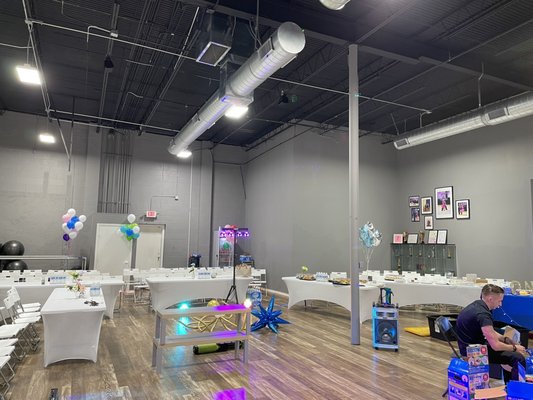 FAMOUS STAGES - DJ EQUIPMENT & STAGE LIGHTING SALES / RENTAL - Updated ...